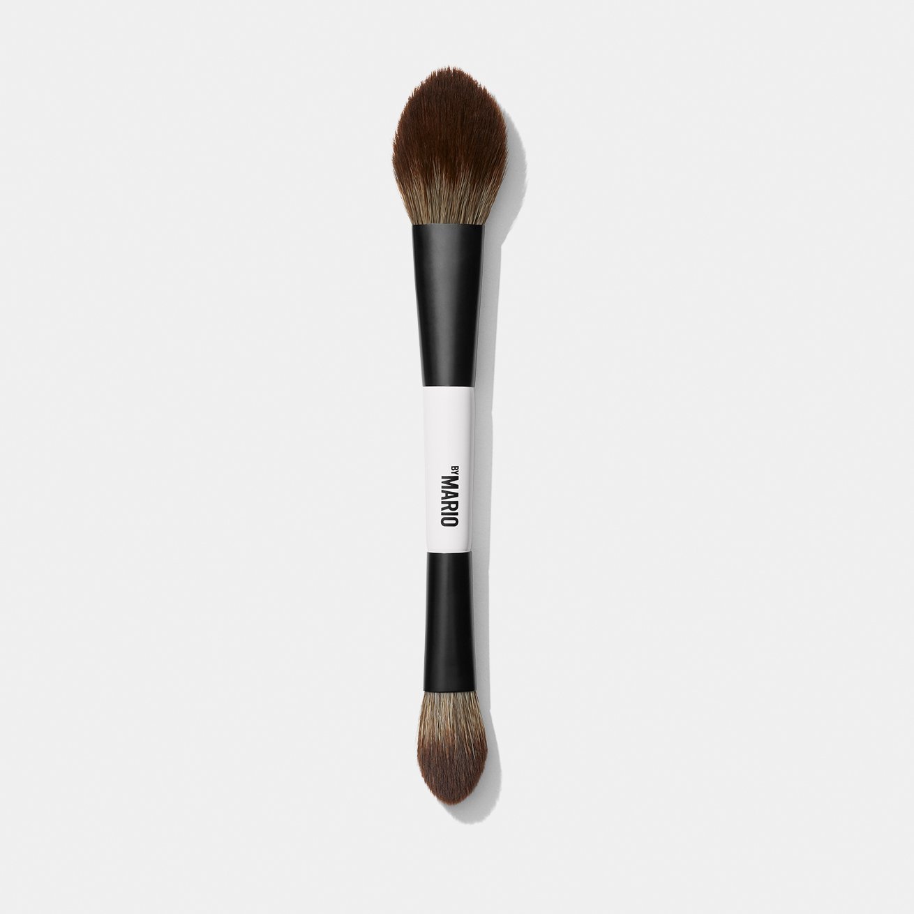 makeup blusher brush